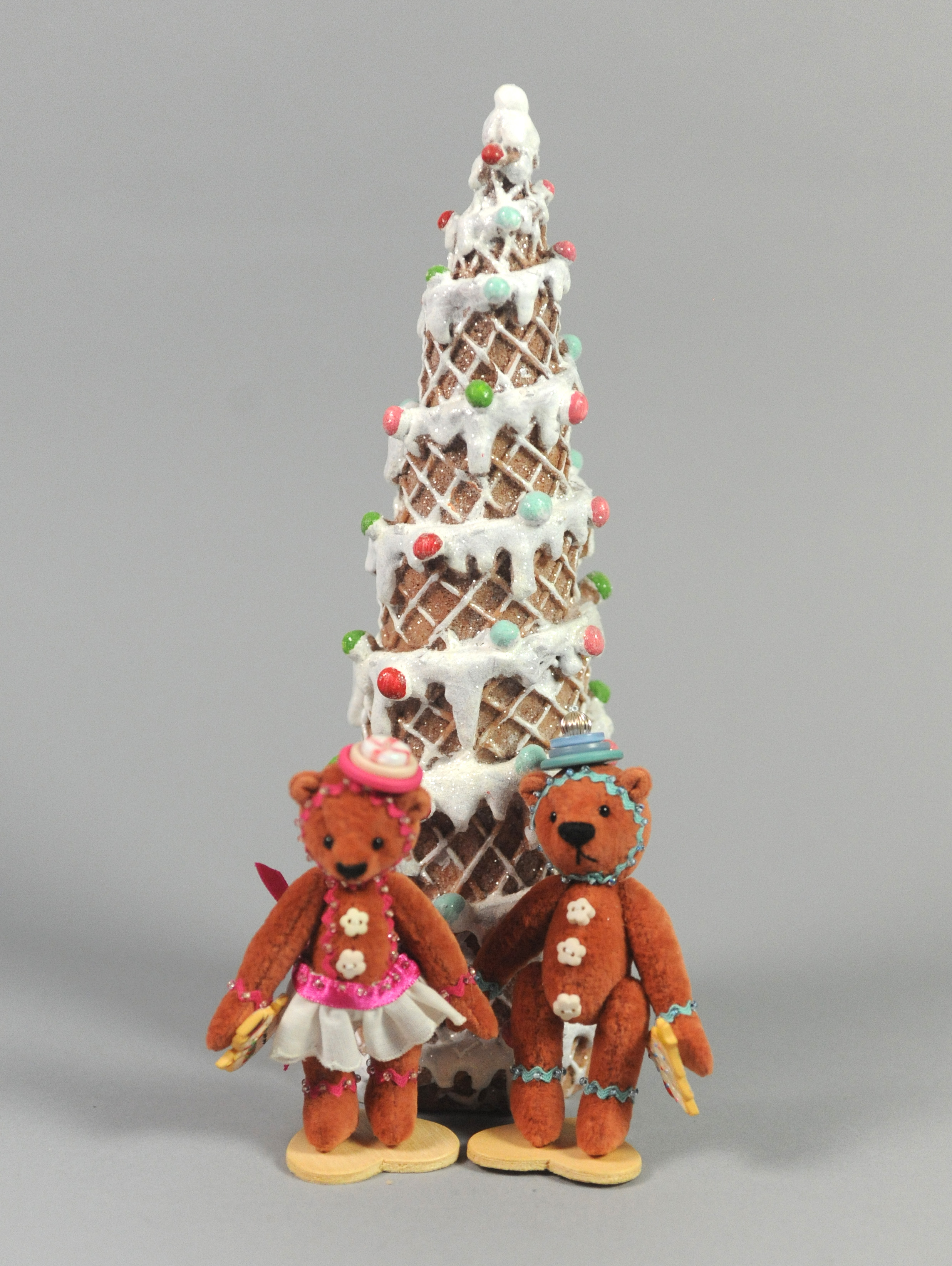 Elizabeth Taylor Studio TBAI Summer 2025 Online Show Page